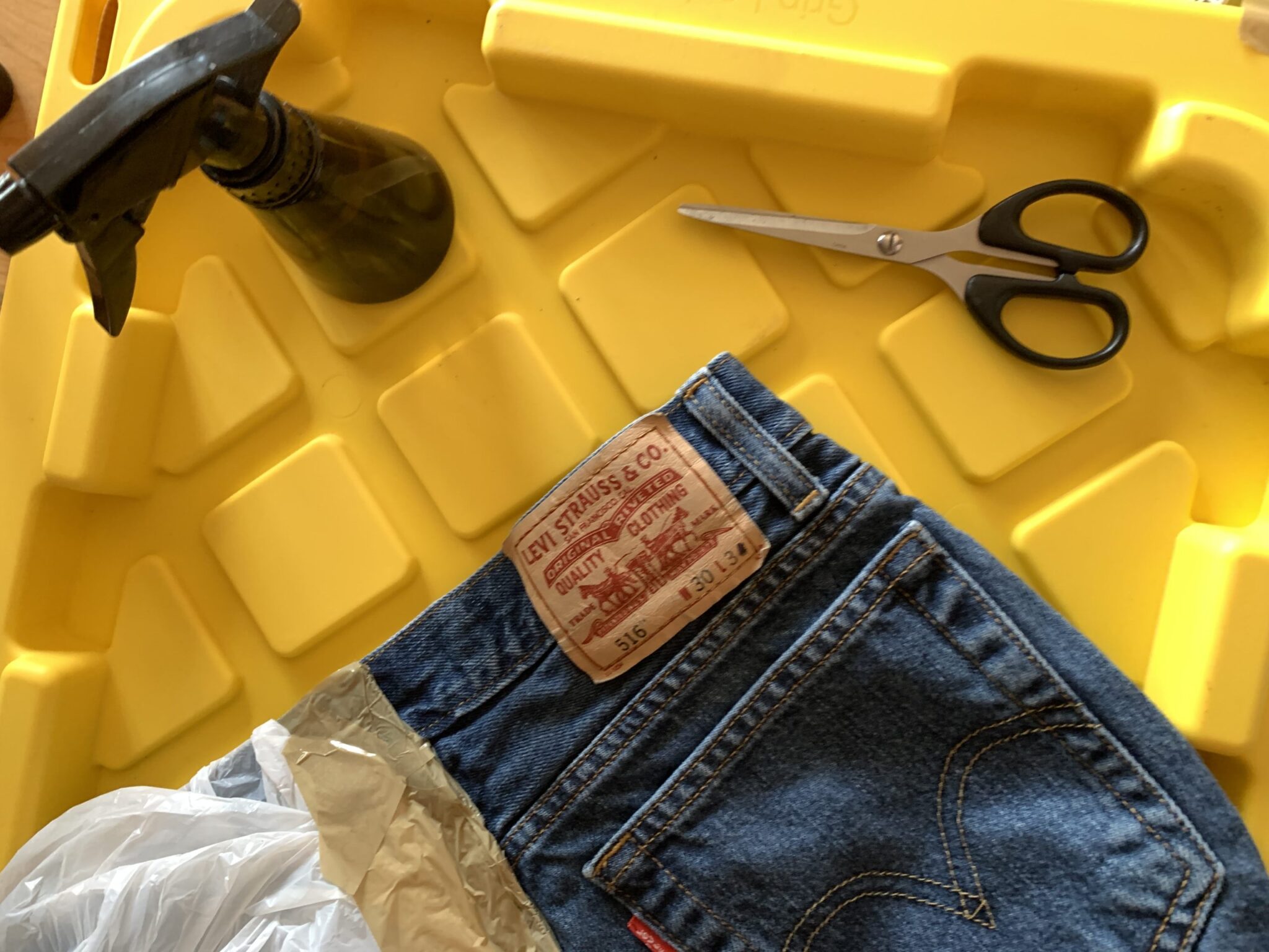 Day 36: How to Bleach Dye Your Denim - Casie Stewart - This Is My Life
