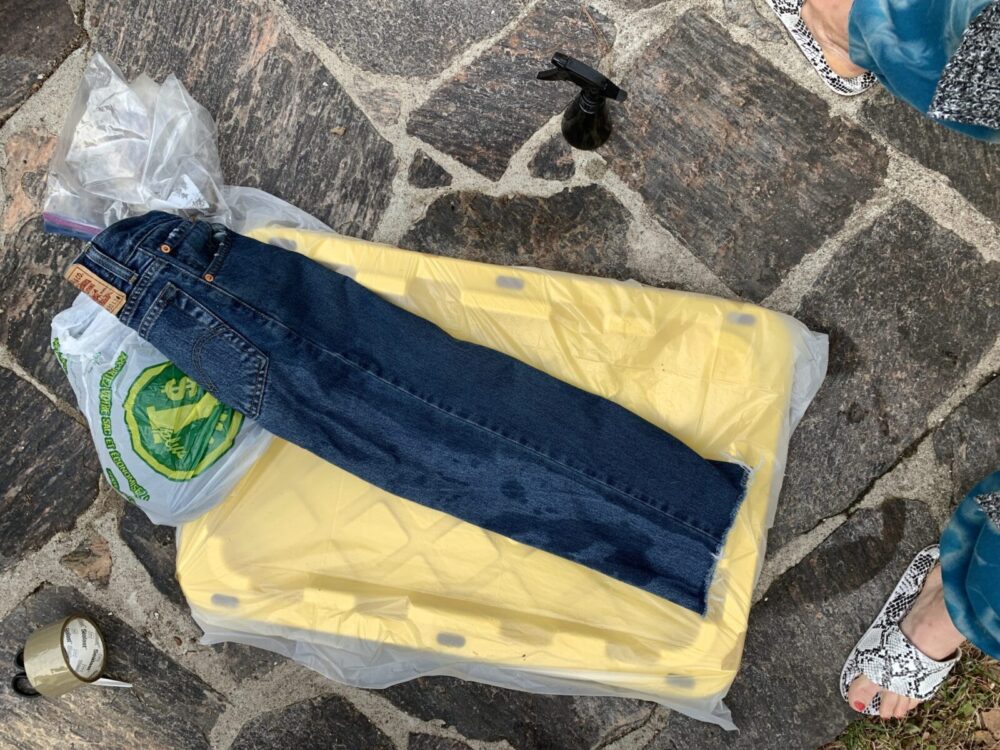 Day 36: How to Bleach Dye Your Denim - Casie Stewart - This Is My Life
